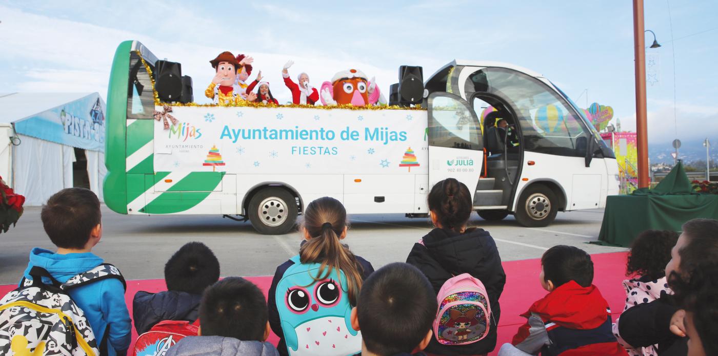 The musical bus kicks off in Las Lagunas to tour the urban centres ...